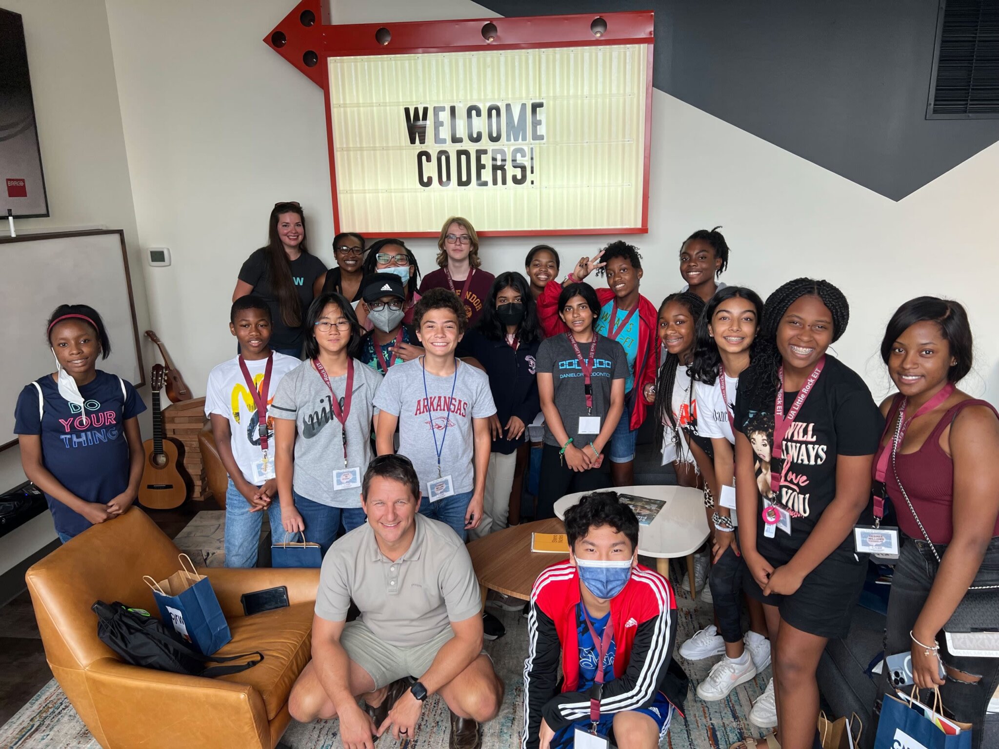 Windstream Promotes STEM with Girls CODE Summer Program – USTelecom